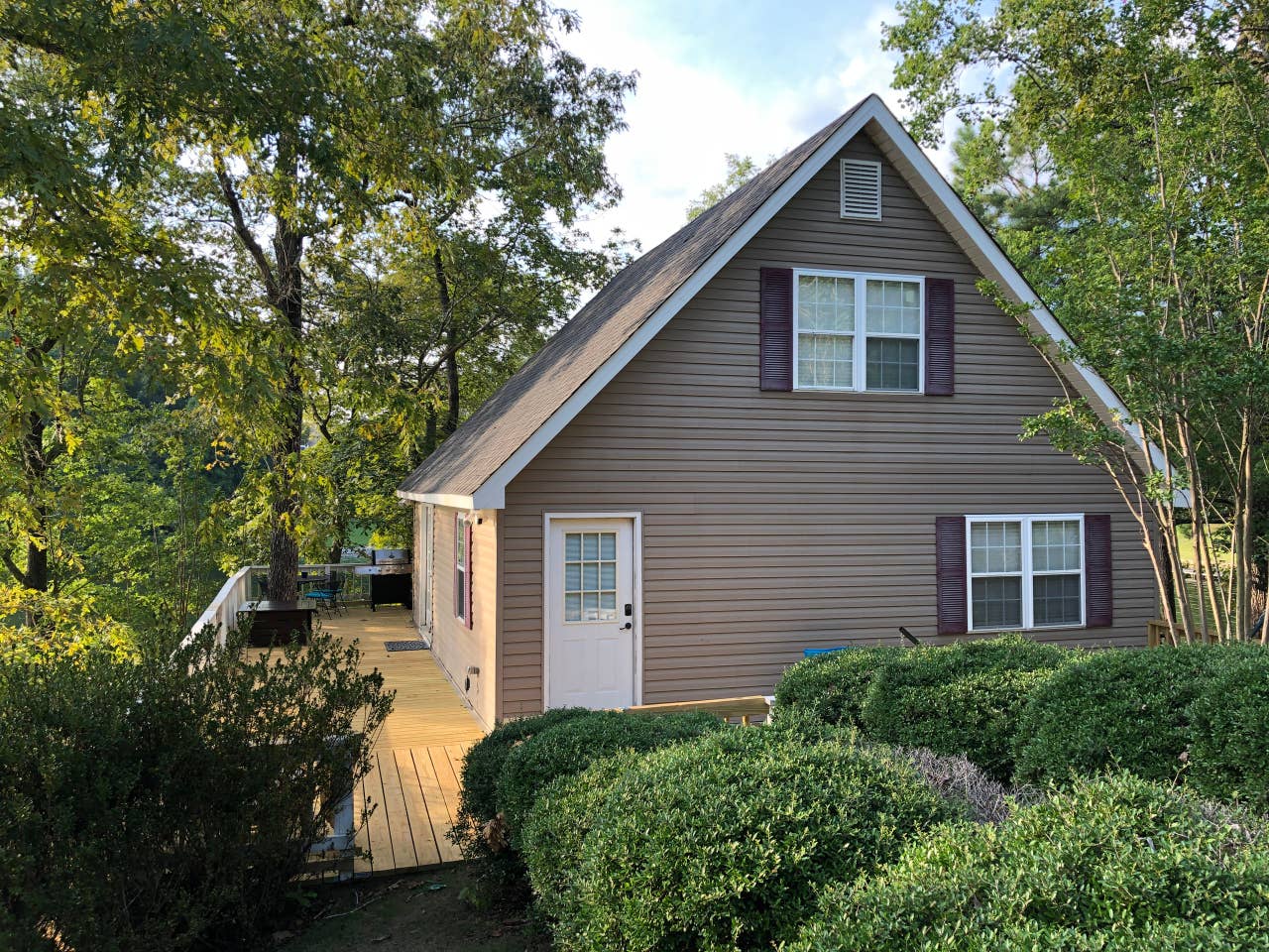 Gingerbread Point, a Lake Mitchell, Alabama Cottage for Rent on AirBNB